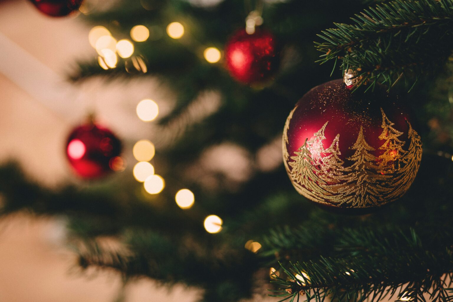 20 Fun Christmas Party Themes That Will Wow Guests Instantly ...